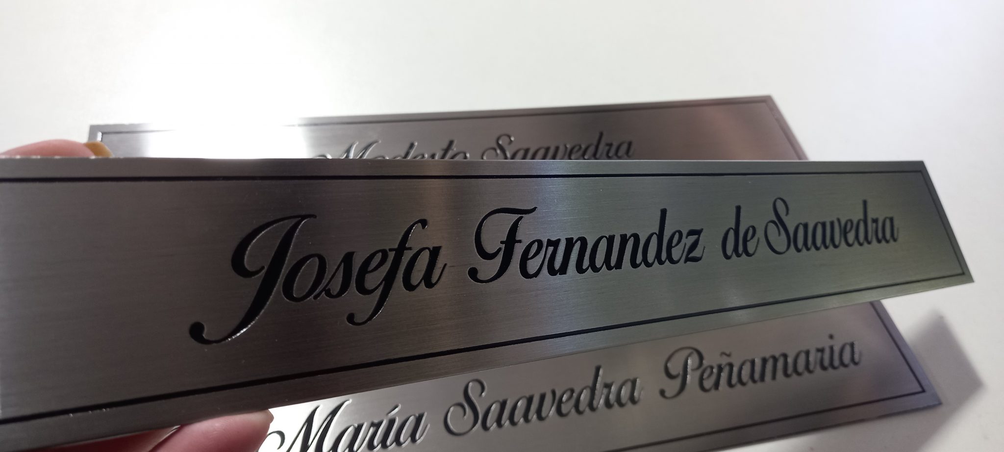 Placa en acero inoxidable – Grabolaser